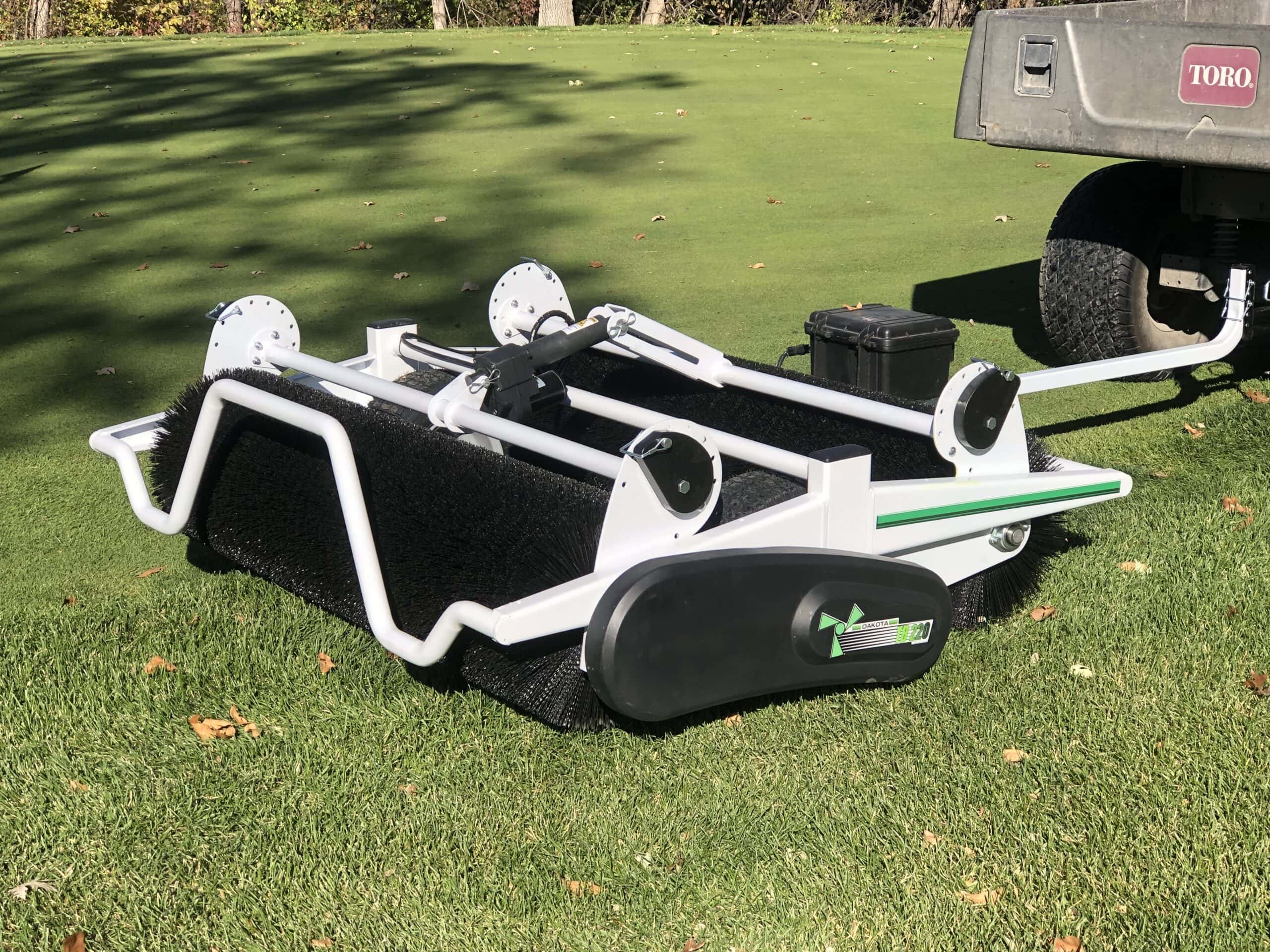 TB 220 Turf Brush - Dakota Peat & Equipment
