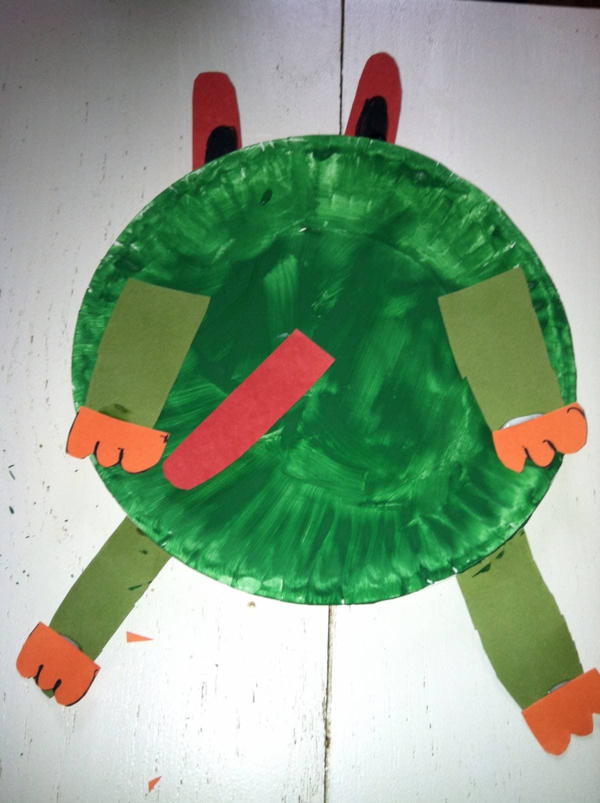 Red-Eyed Tree Frog Craft - Green Kid Crafts