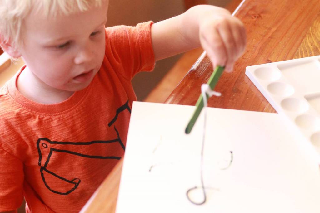String Painting - Green Kid Crafts