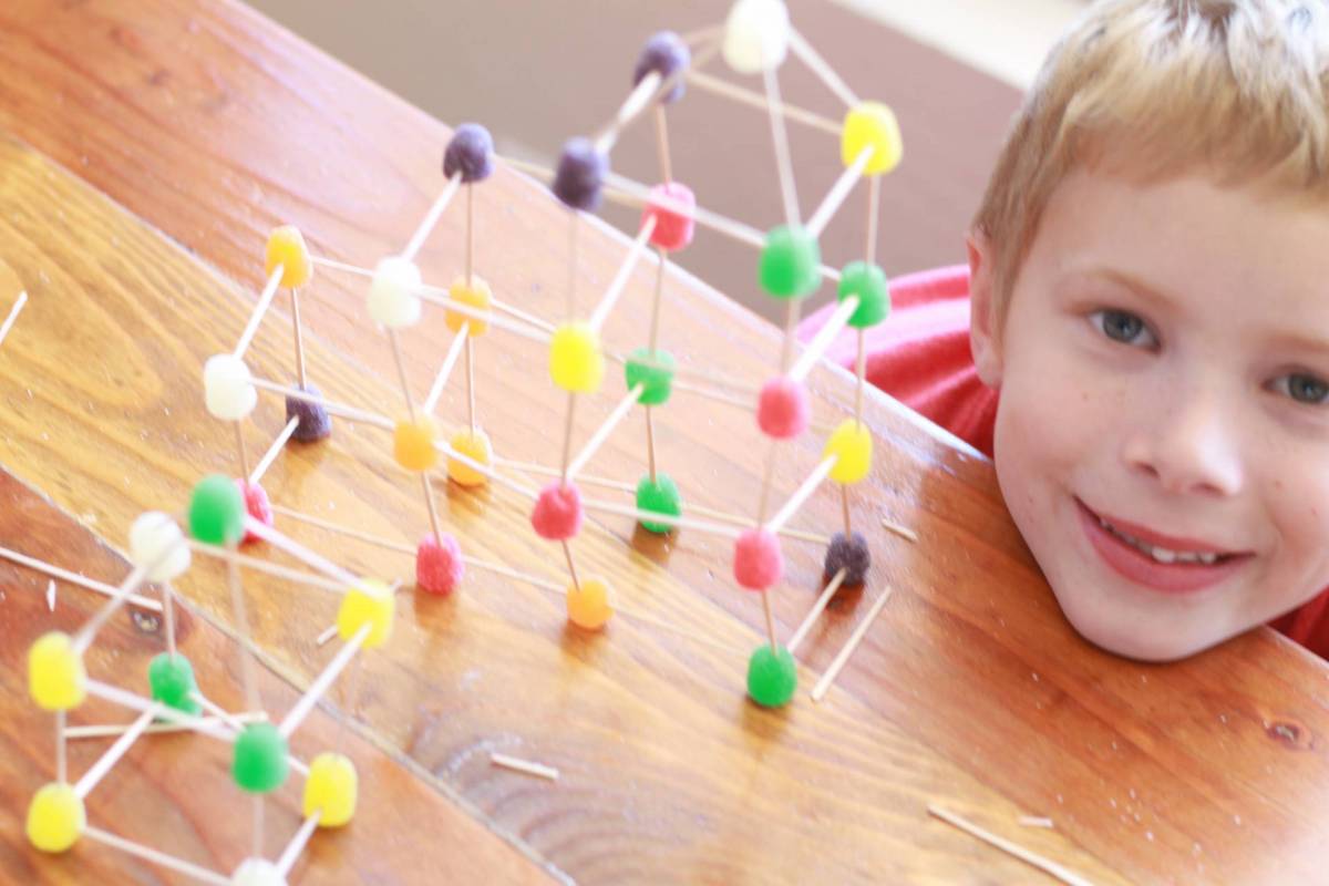 Fun Holiday STEM: Gumdrop Engineering - Green Kid Crafts