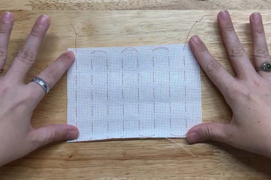 How To Grid Fabric for Cross Stitch (with Video) – Notorious Needle