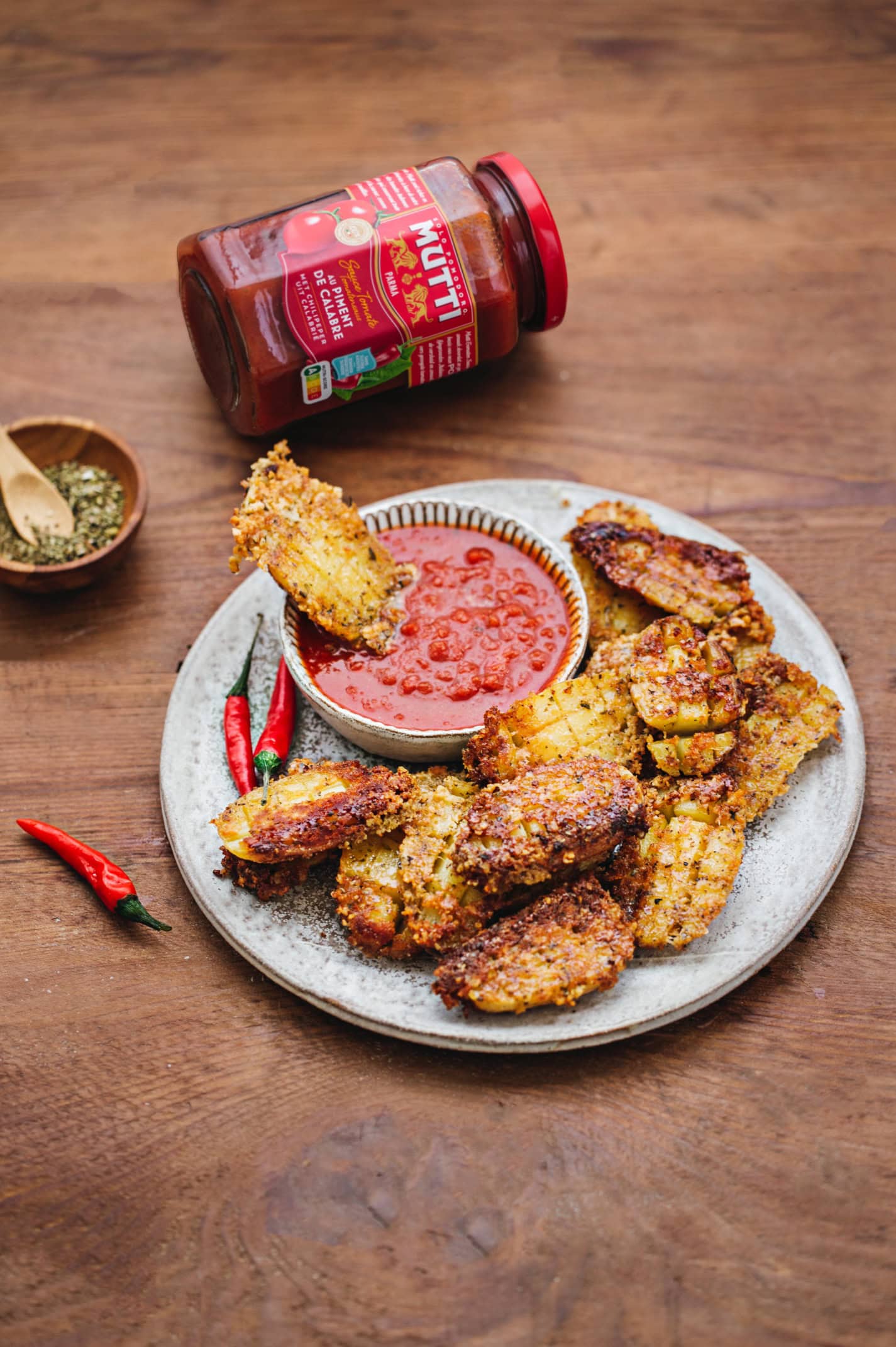 Pommes de terres en croûte de parmesan | Recette Mutti