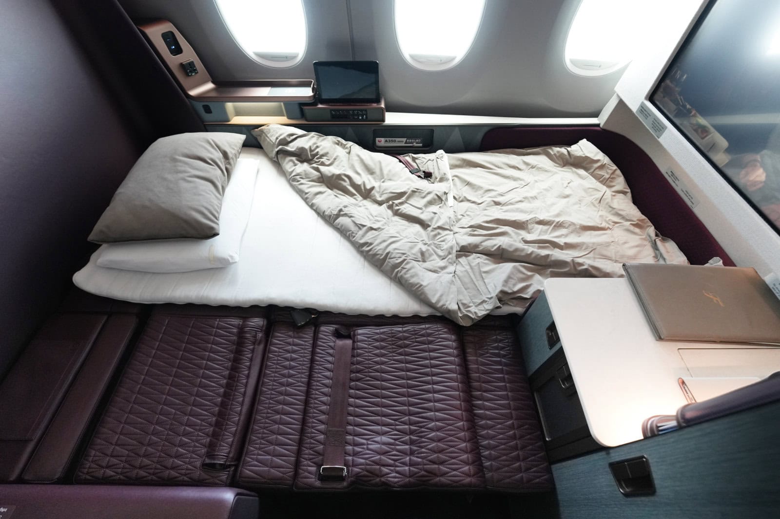 Is JAL’s New First Class Really Worth $16,000? [2025 Review]