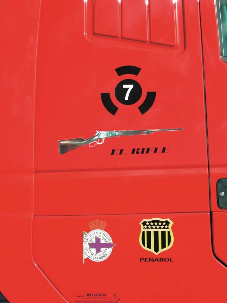 El Iveco rojo Ferrari de Walter Pandiani