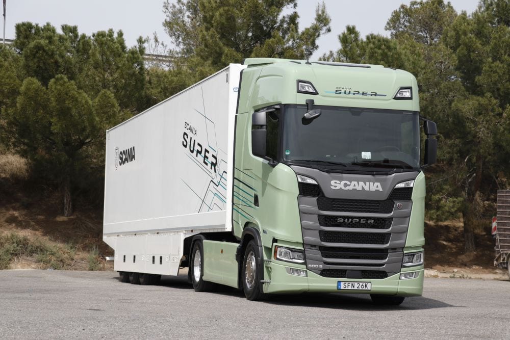 Probamos el Scania Super 500 S: con récord de consumo incluido - SoloCamion.es