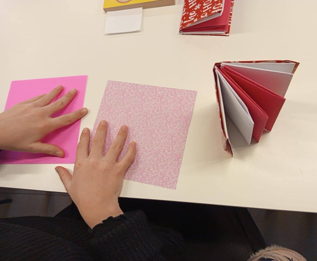 Origami in public Library for adults and children** - Turismo Oulx