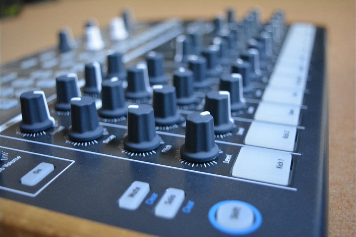 Four community radio stations given grants by Ofcom