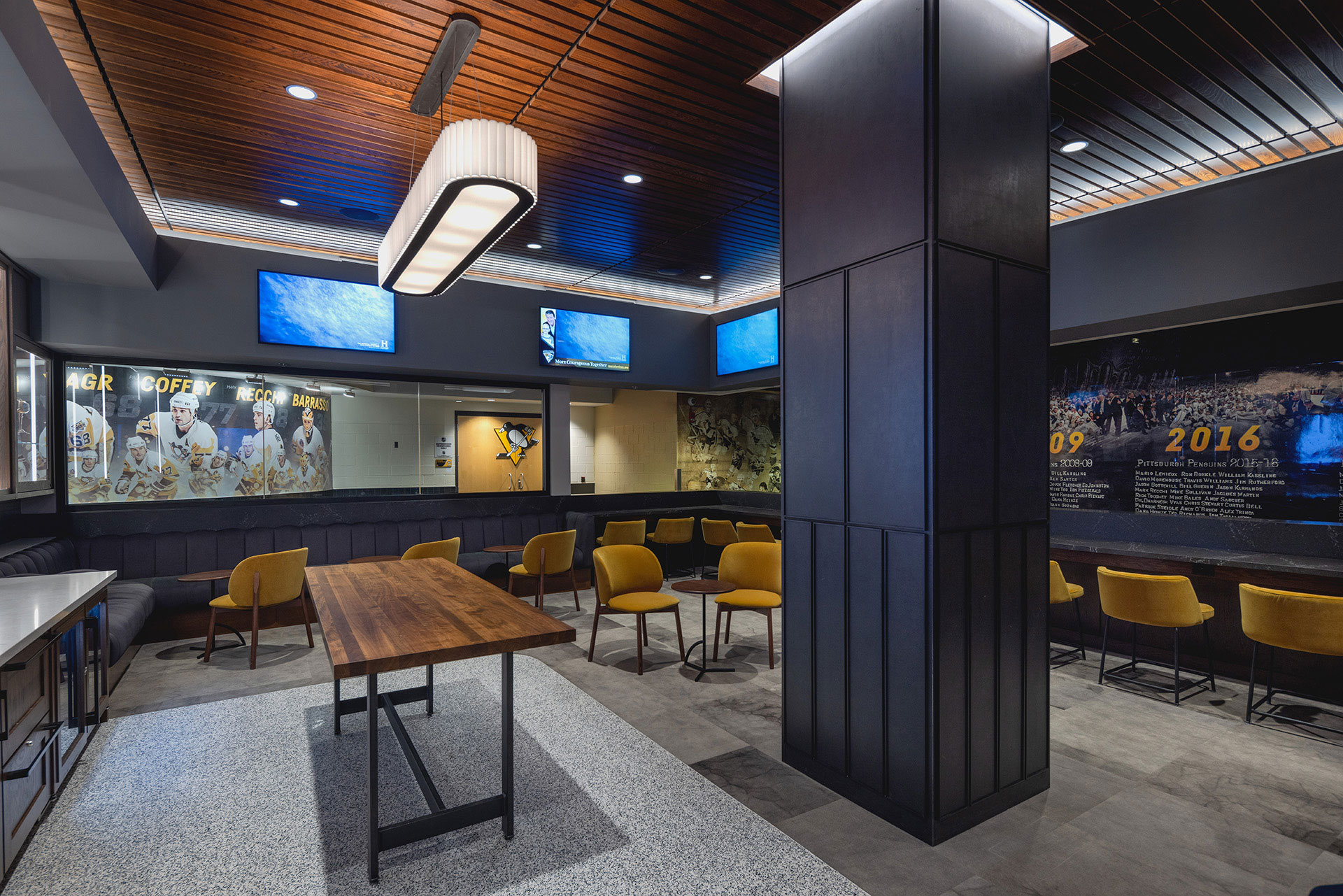 Casamigos Club • Clista Electric