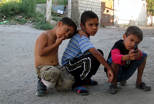 Gypsies Still on the Margins in Georgia | Institute for War and Peace ...