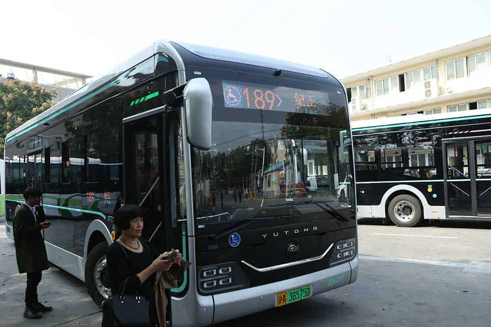 Getting Around Shanghai: How to Navigate With Public Transportation