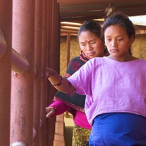 Birthing the Baby - Video - Global Health Media Project