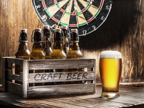 Does Drinking Alcohol Make You A Better Darts Player? | DartHelp.com
