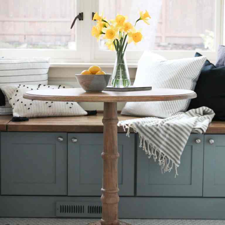 Breakfast Nook Bench Top Tutorial - This Dear Casa