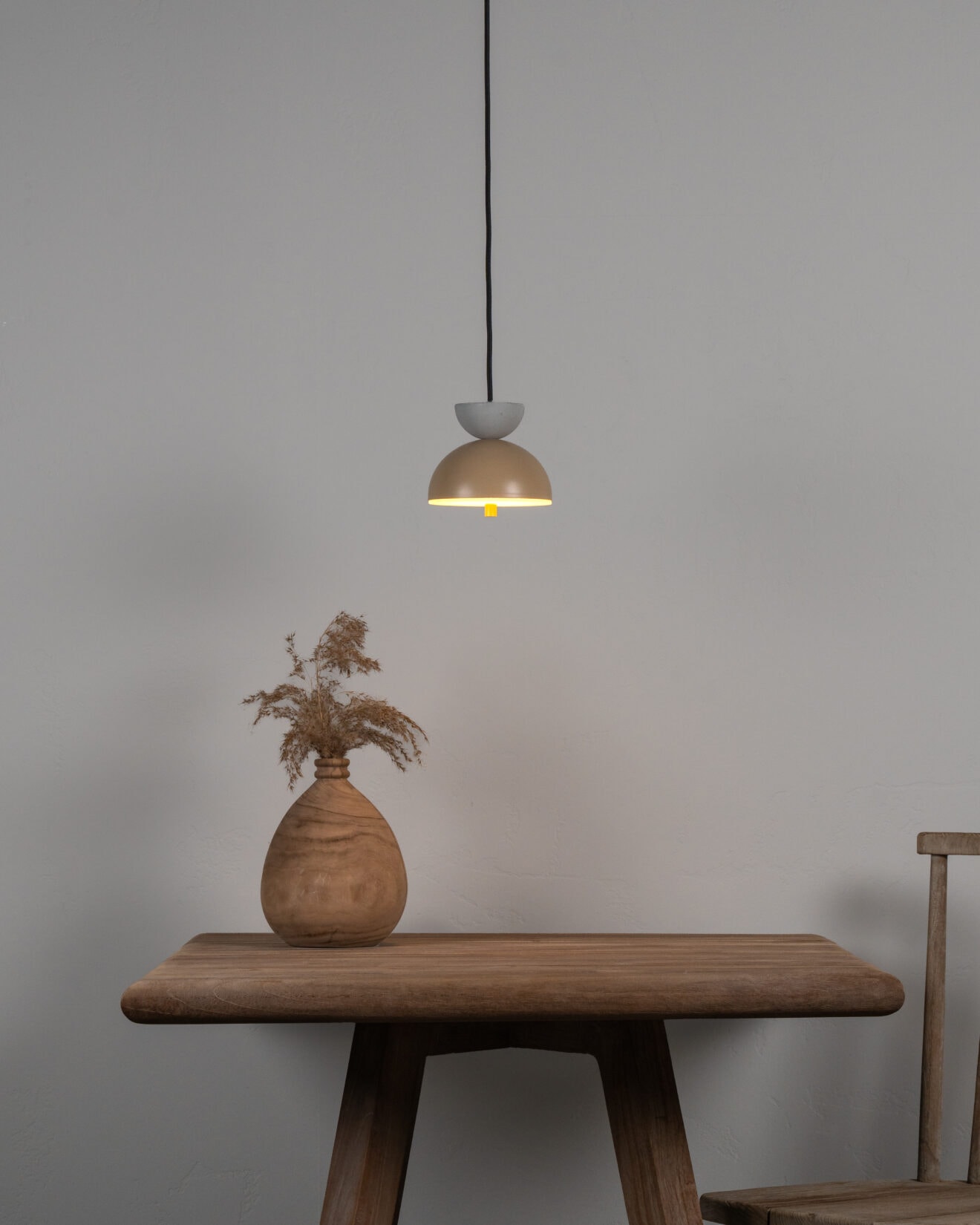Pendant Lamps by LOFTLIGHT – Unique materials and colors