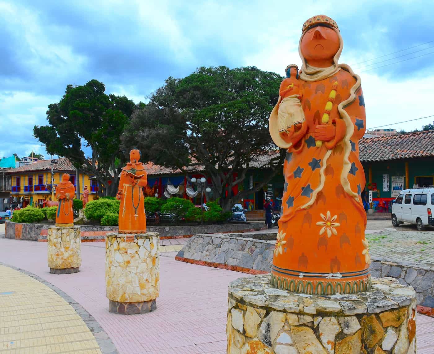 Ráquira: Exploring the Colorful Pottery Capital of Colombia