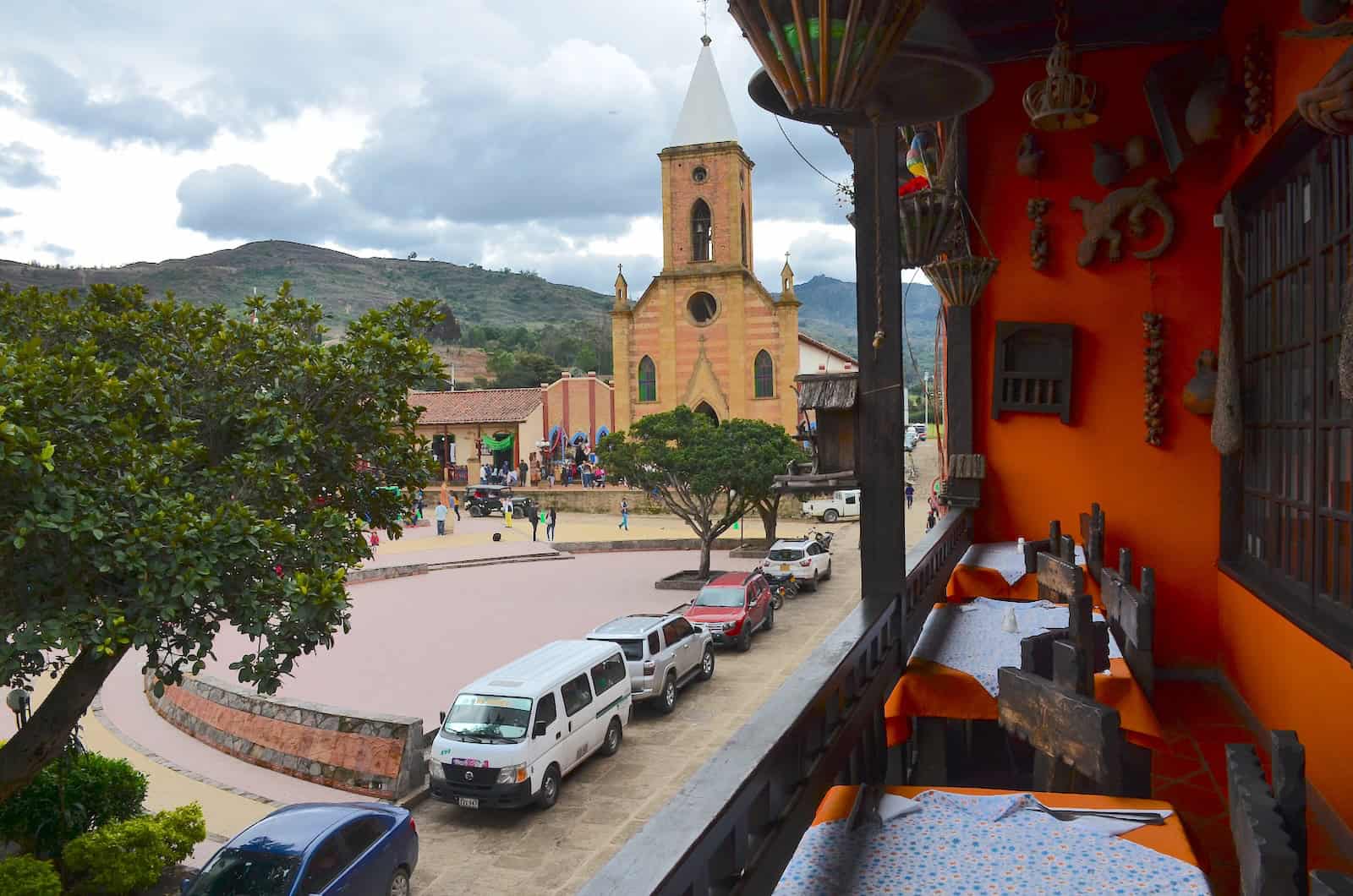 Ráquira: Exploring the Colorful Pottery Capital of Colombia