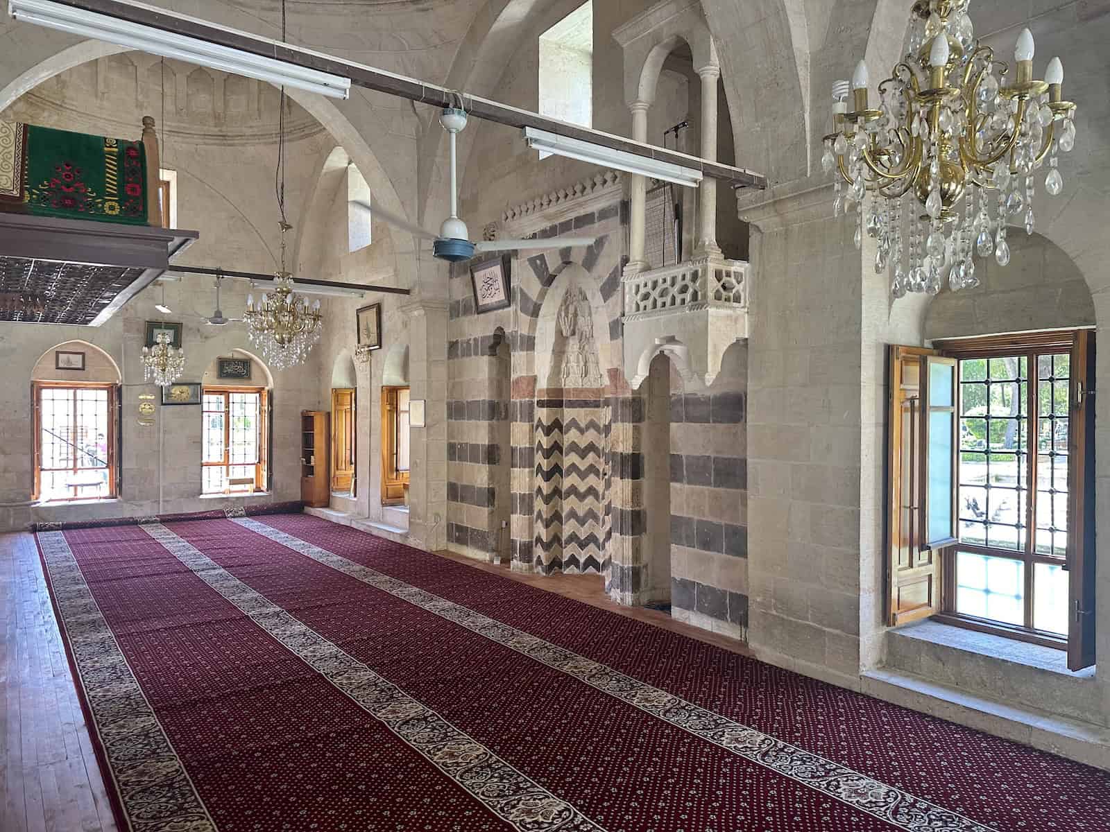 Urfa (Şanlıurfa): A Detailed Look at the City of Prophets