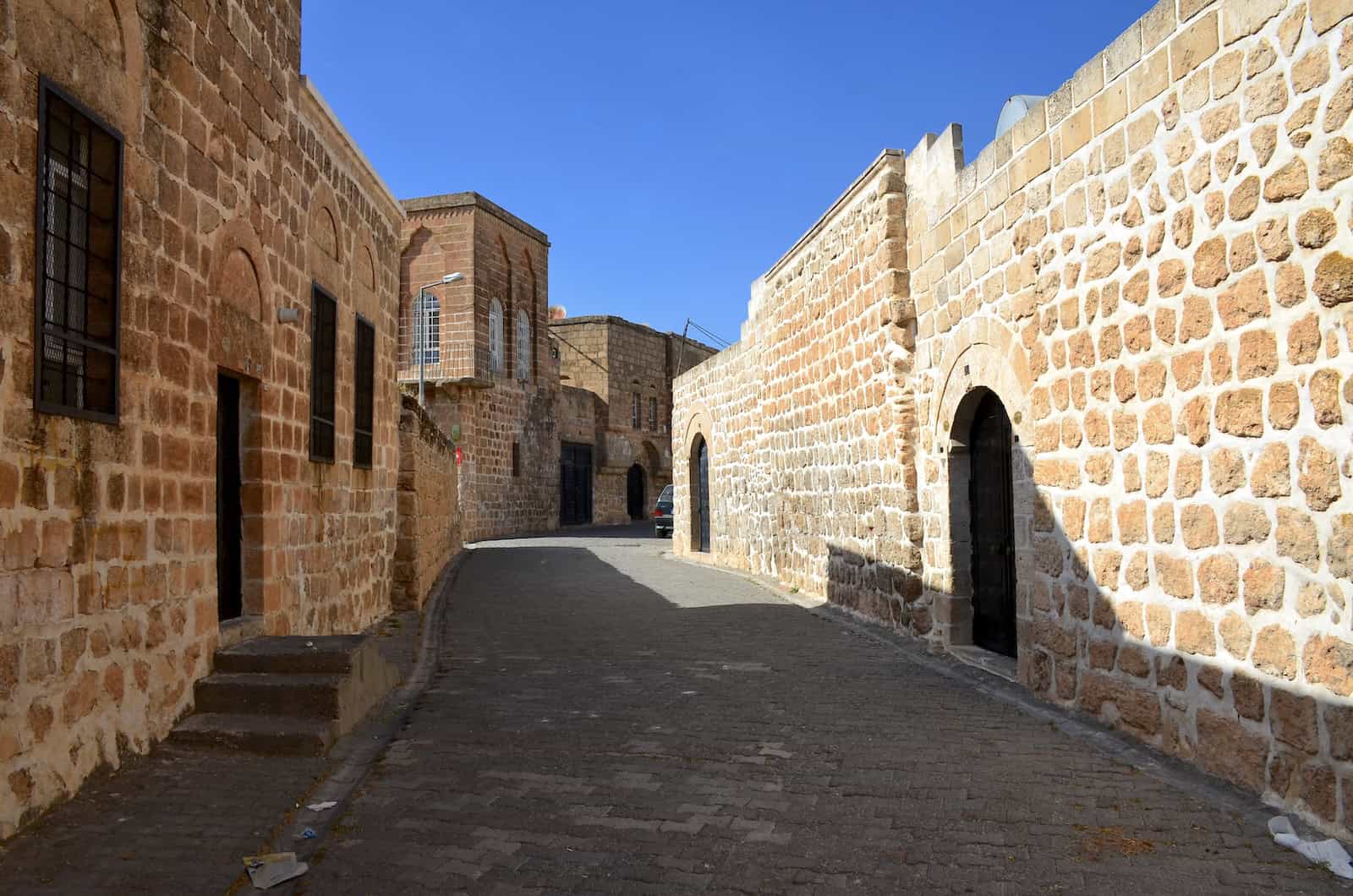 Midyat: A Beautiful Town Built of Stone in the Heart of the Tur Abdin
