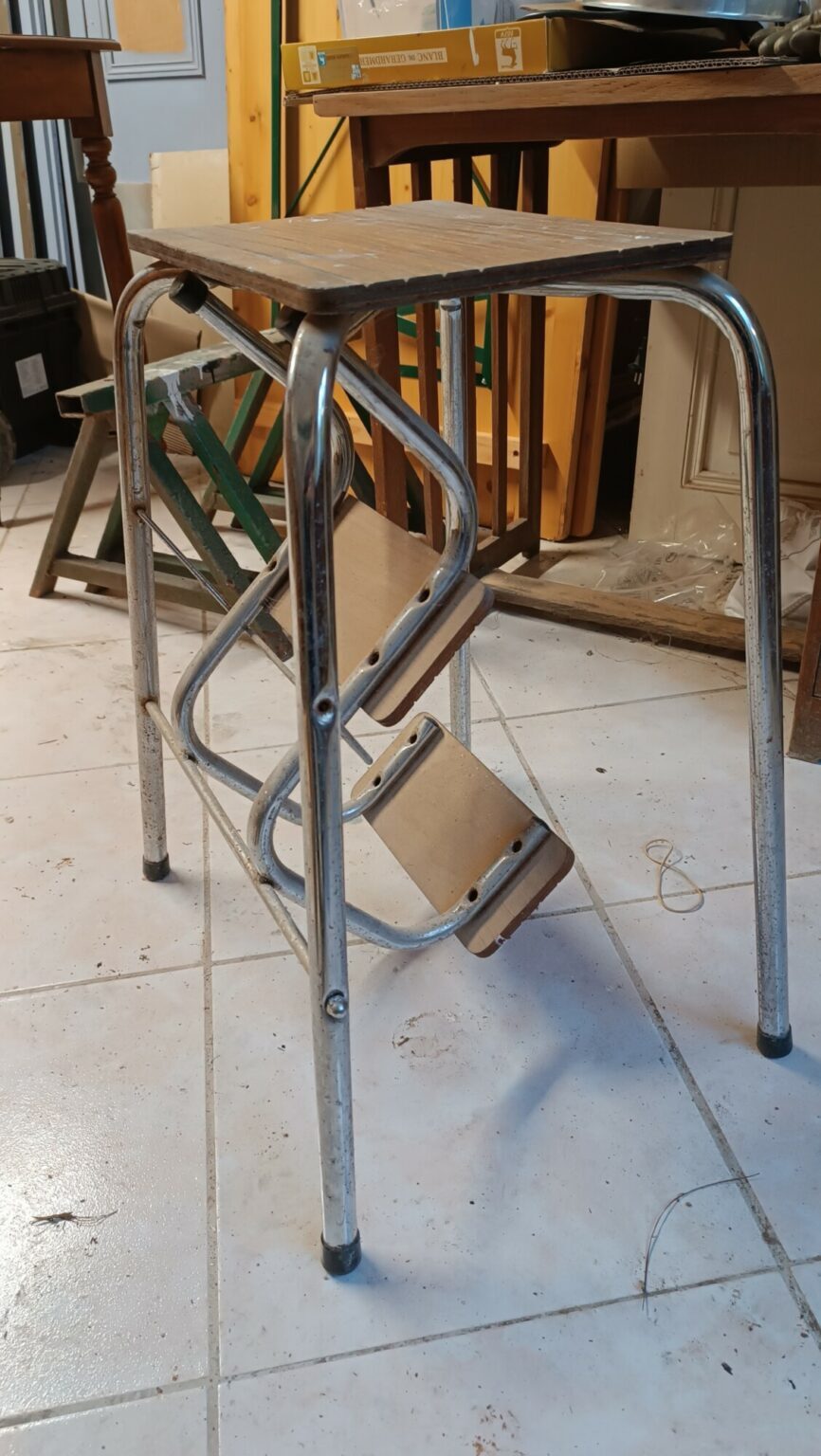 Vintage Step Stool Makeover | Oh My Sander