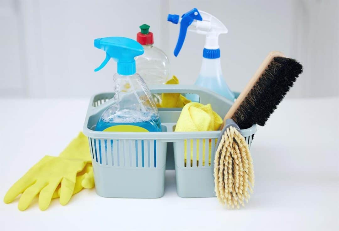 Kitchen Cleaning Supplies List: 8 Must-Have Items | Shiny Clean Kitchen