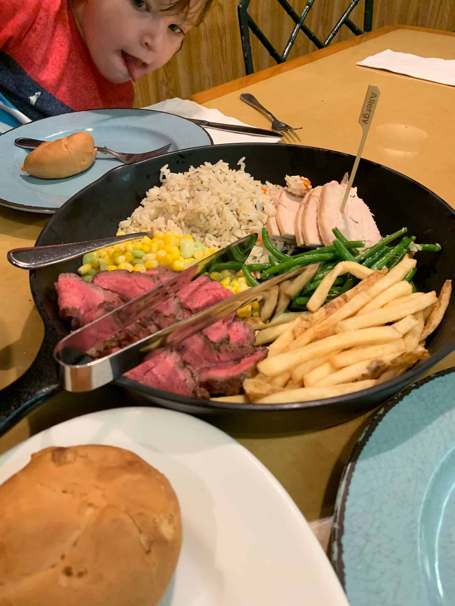 The Best Character Meals at Disney World - Mouse Ear Memories