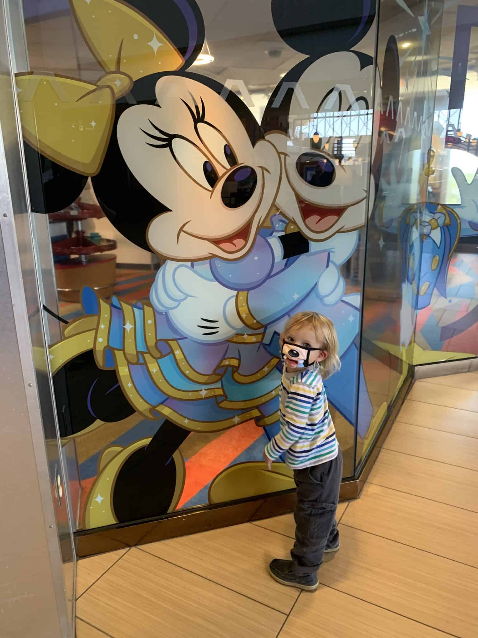 Must See Tips For Taking A 2 Year Old To Disney World Mouse Ear Memories must-see-tips-for-taking-a-2-year-old-to-disney-world-mouse-ear-memories