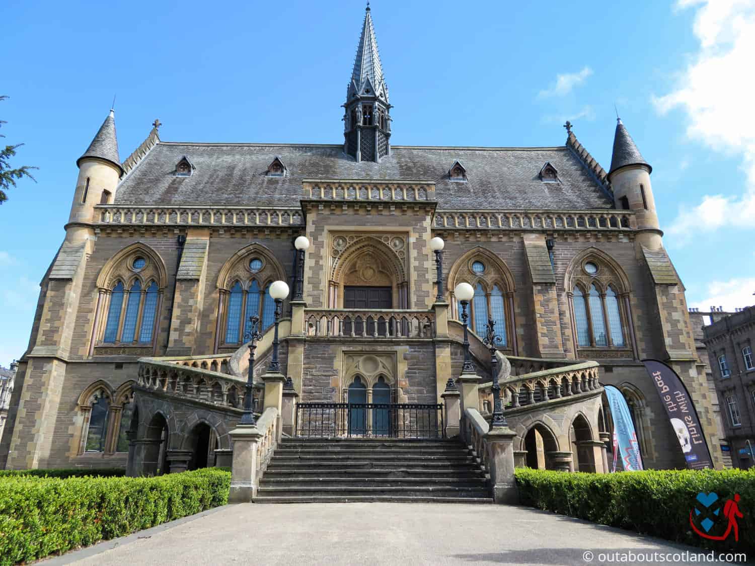 The McManus Museum - Dundee: Complete Visitor Guide | Out About Scotland