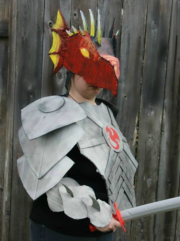 Dragon Knight Costume Made Out Of Boxes - Boxtumes! - iSaveA2Z.com