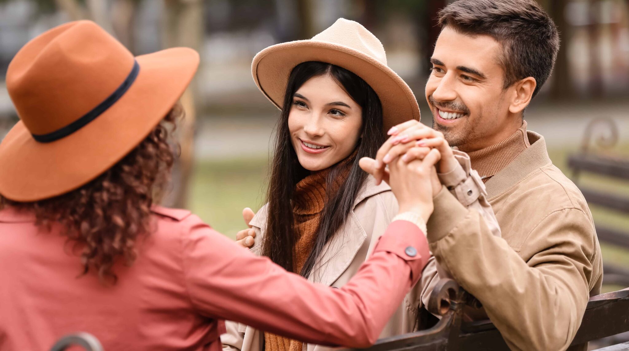 How To Proceed With Polyamory? 20 Questions To Ask Yourself