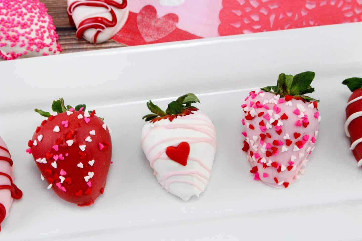 Valentines Day Chocolate Strawberries · The Inspiration Edit