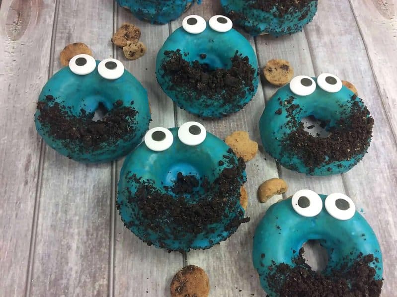 Quick and Easy Cookie Monster Donuts · The Inspiration Edit
