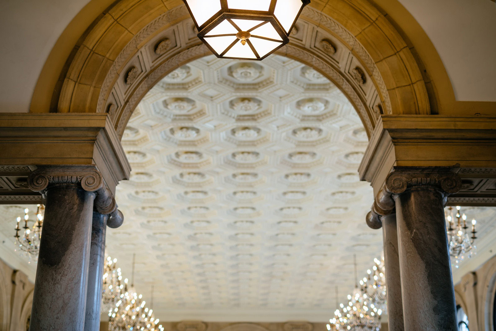 Ariel Pearl Center Cleveland Wedding | Kate & Mike • The Oberports