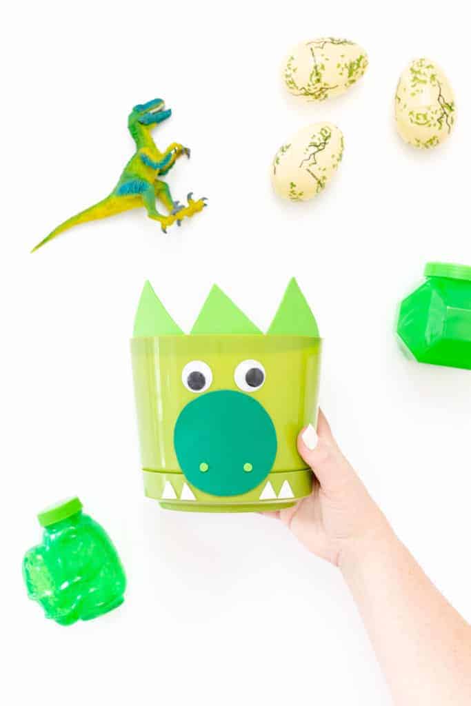 The Best Dinosaur Crafts for Kids - The Inspiration Edit