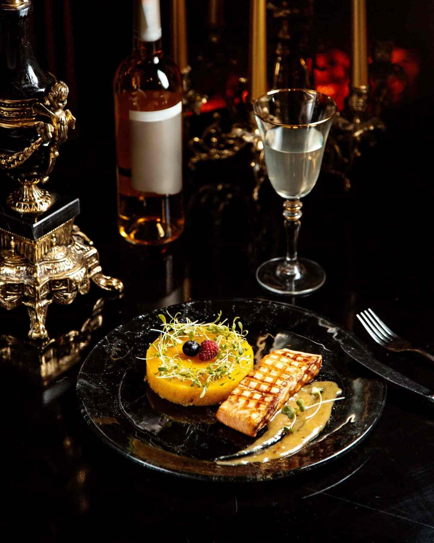 A Taste of Luxury: How to Bring World-Class Recipes and Dining ...