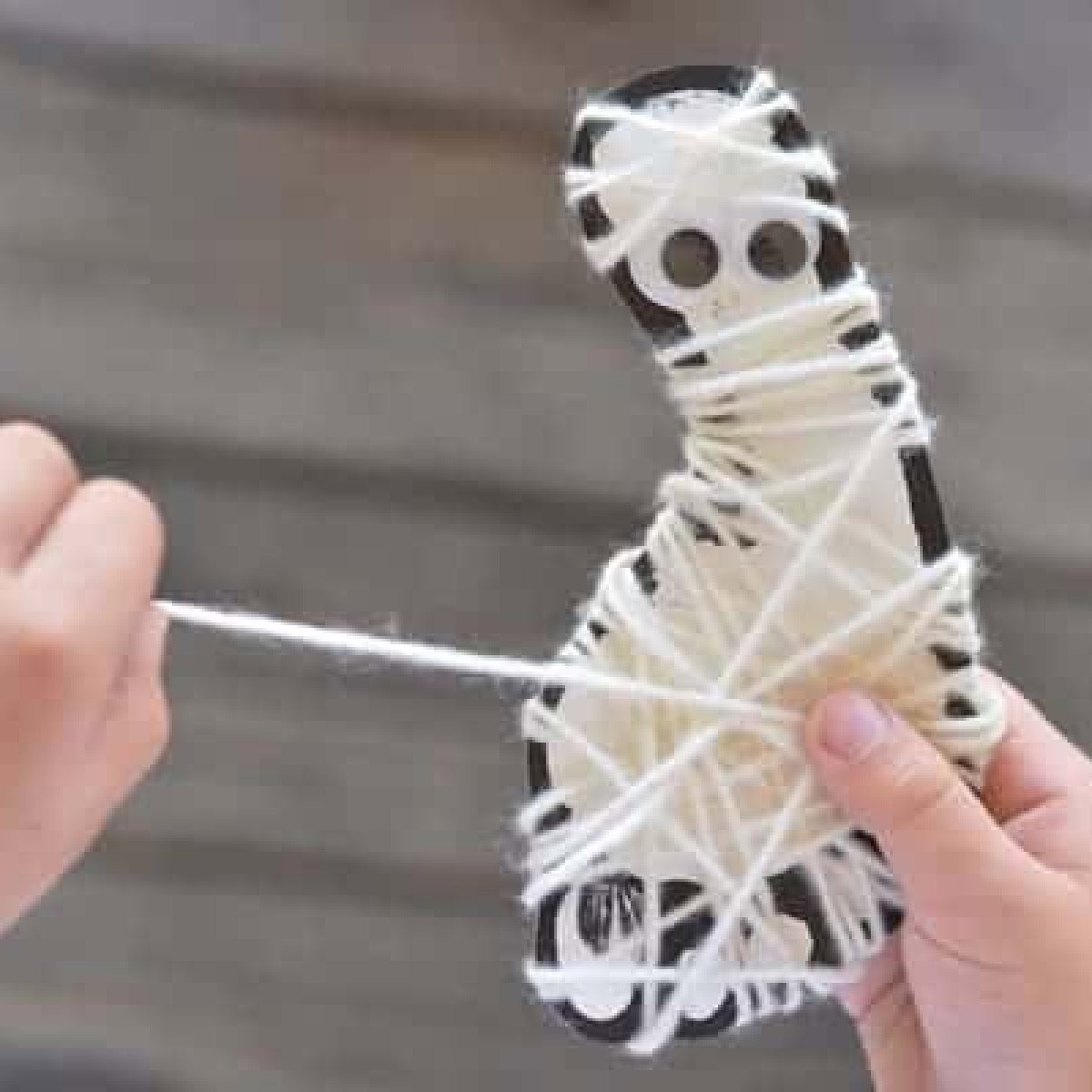 Halloween Art Projects Mummy String Art | The Inspiration Edit
