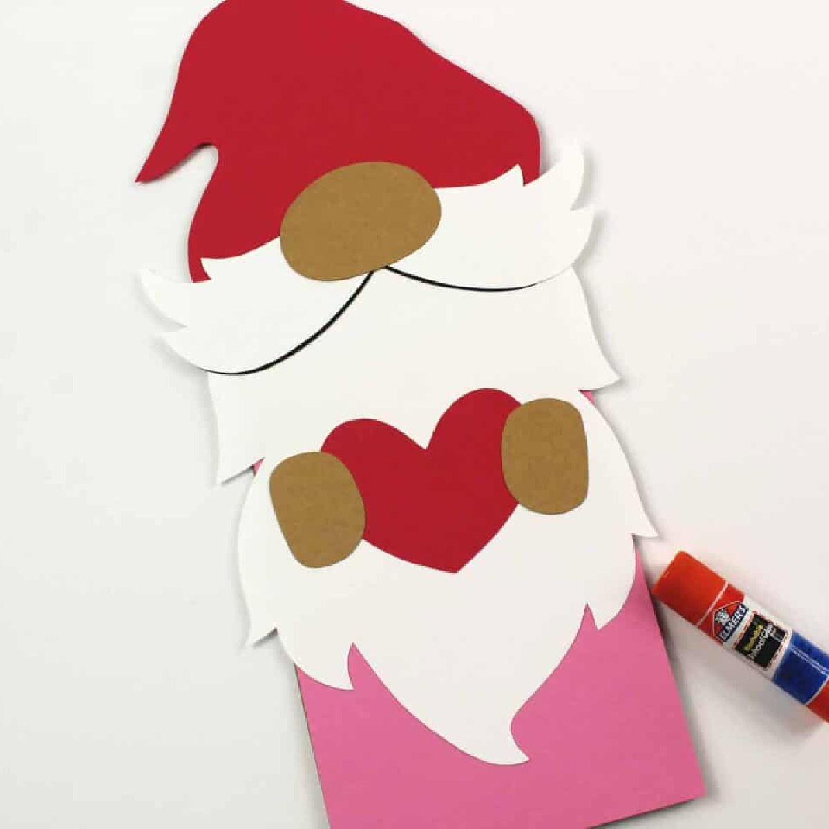 Super Cute Valentine's Day Gnome Puppet | The Inspiration Edit