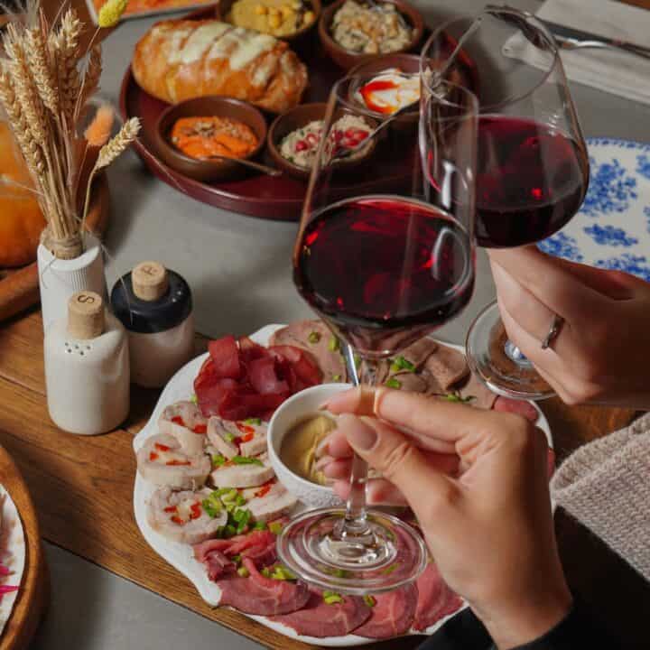 9 Elegant Dining Experiences Curated by Blooms & Balloons | The ...