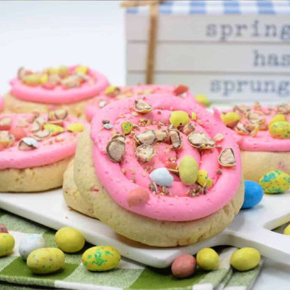 Mini Egg Whopper Cookies | The Inspiration Edit