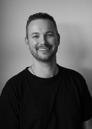 Om os - Læs hele historien her | Young Unite