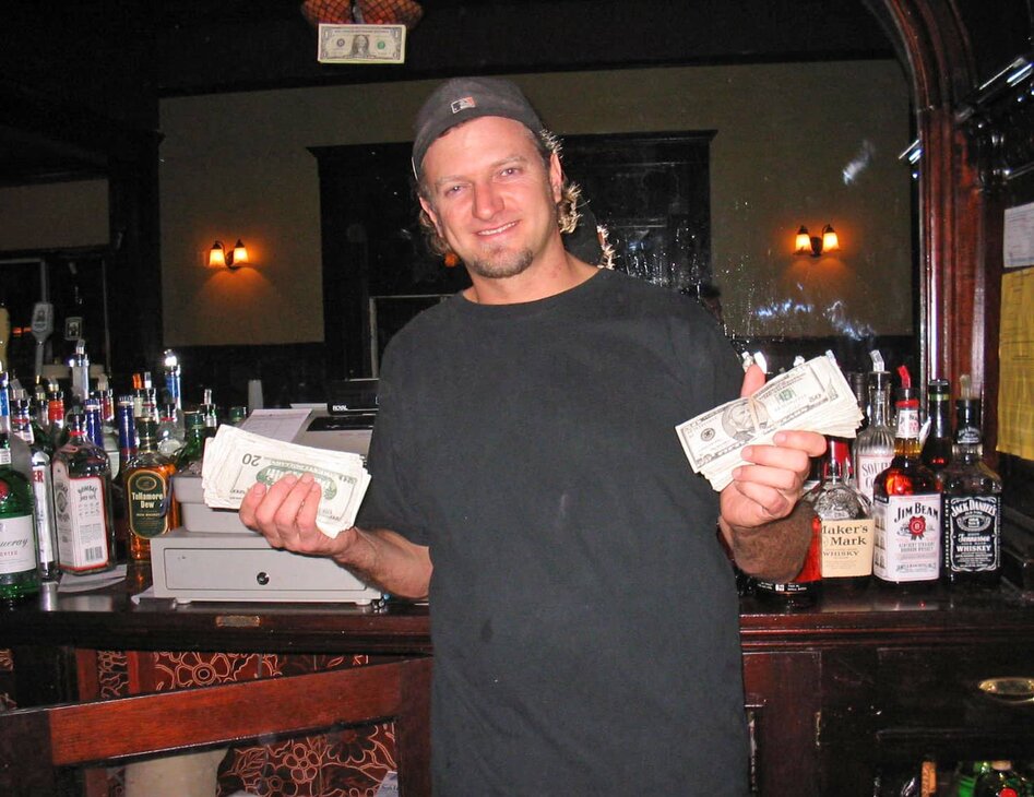 saloon bartender name