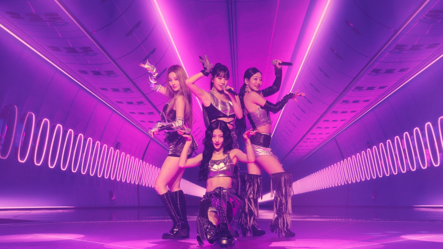 Executive producers Jake Hong and Moira Ross on the 'KPOPPED ...