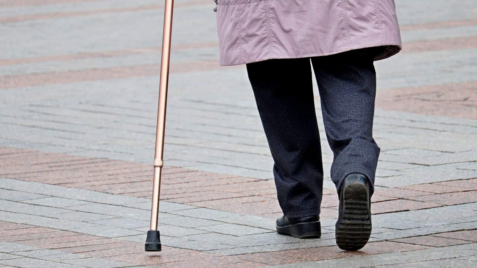 What's Waddling Gait? Causes, Physiotherapy Treatment