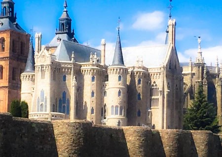 Discover León Province with Realister