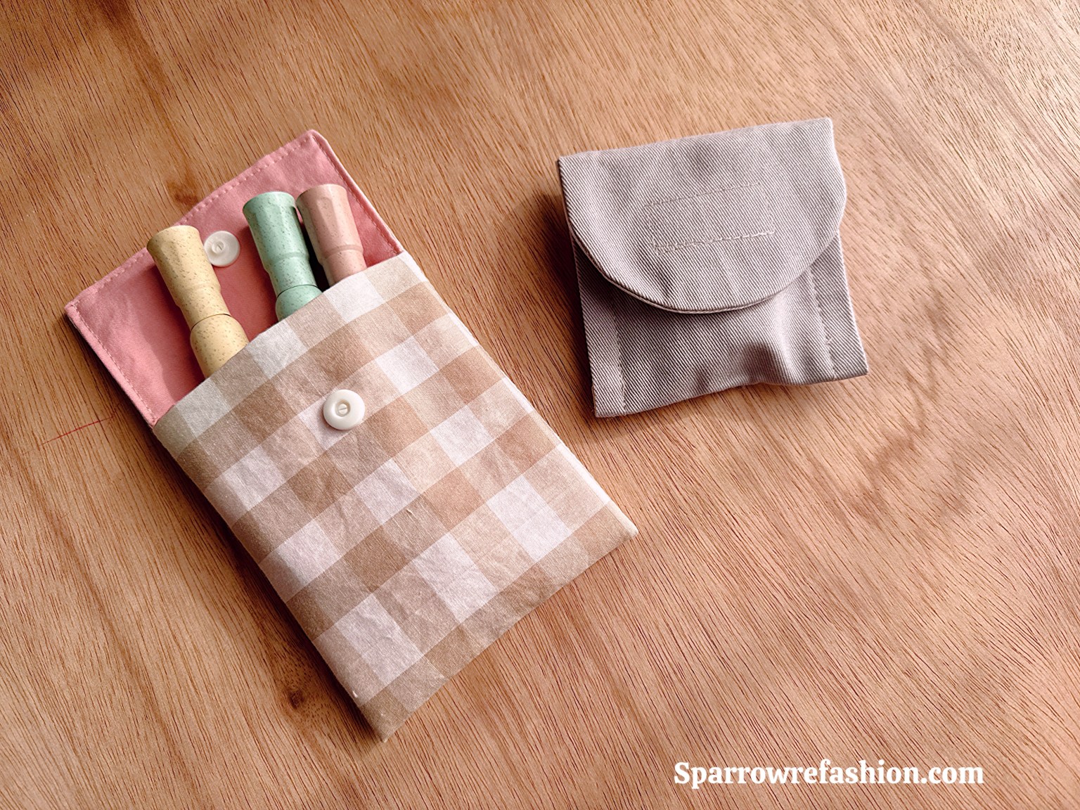 2 Fabric Pouches Beginner Steps + Free PDF Pattern - Sparrow Refashion ...