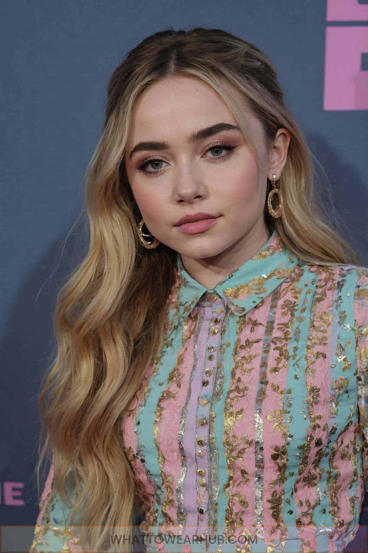 12 Chic Sabrina Carpenter Concert Outfits To Recreate
