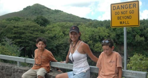 Why Am I So Boring? 10 signs you bore the hell out of everyone!