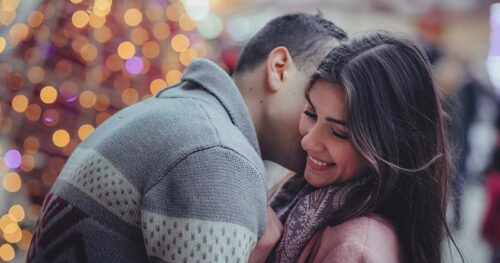 How to Faire La Bise: The fine art of French cheek Kiss greeting
