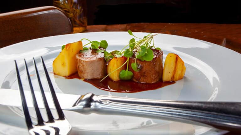 Decoding the formal French multi course meal: 2 to 7 courses