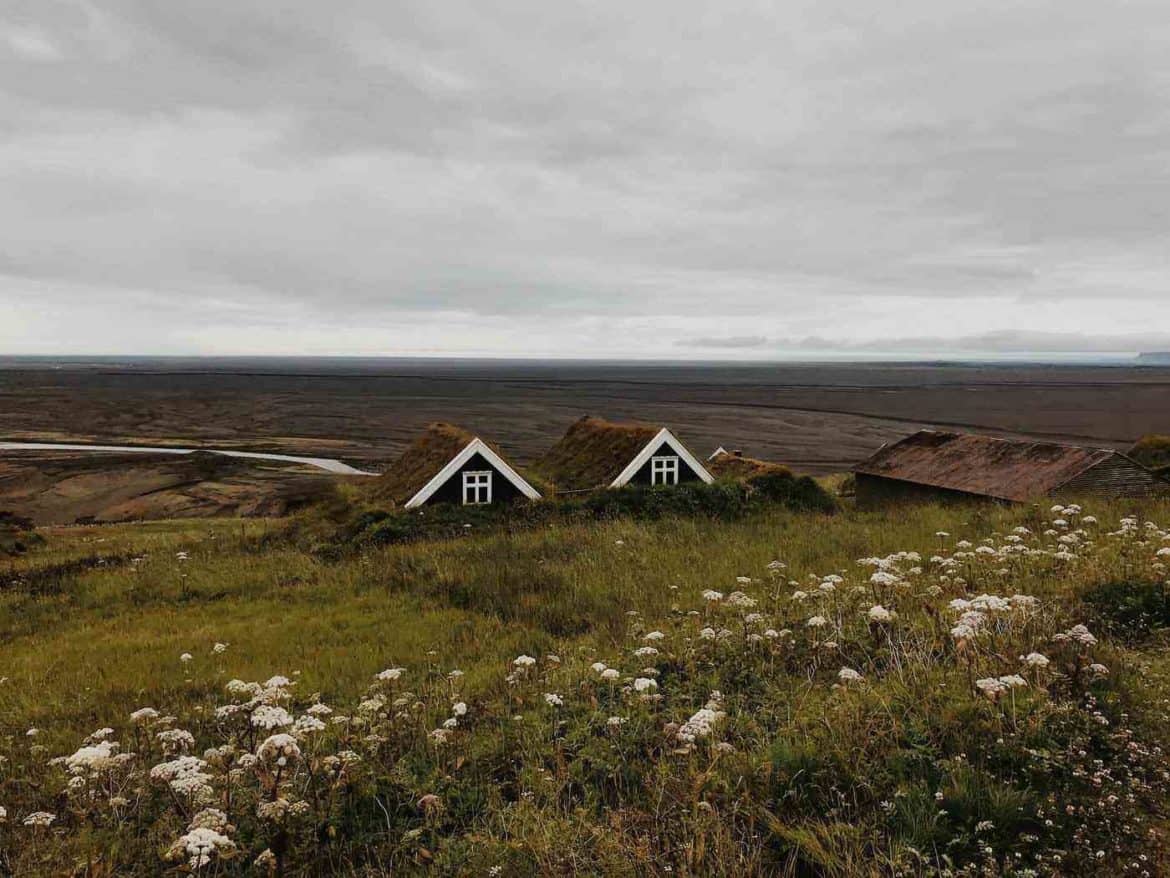 Choose the Natural Building That's Right for You - Green Home Gnome