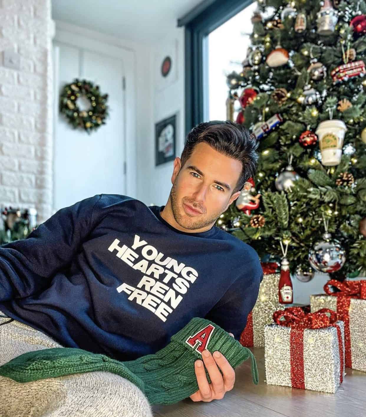 Look After Your Hair Like a Professional Swimmer - KSL Clinics